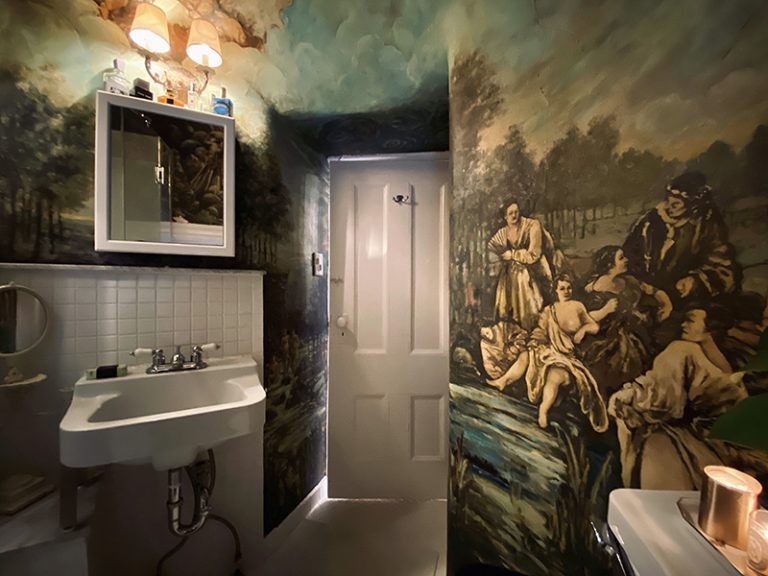 A turret bathroom with a rococo mural | Eat Drink & Be Carrie